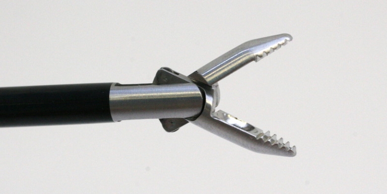 Summit TR1050 Laparoscopic Bullet Nose Dissecting Forcep