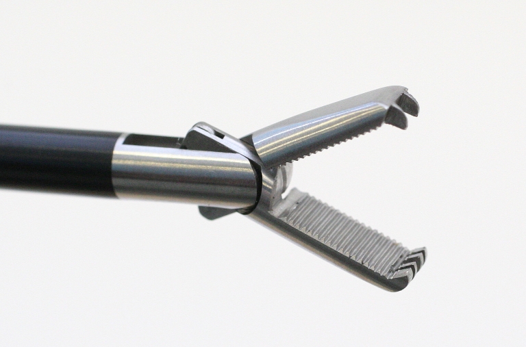 Summit TR1042 Laparoscopic Snake Tooth Grasping Forcep